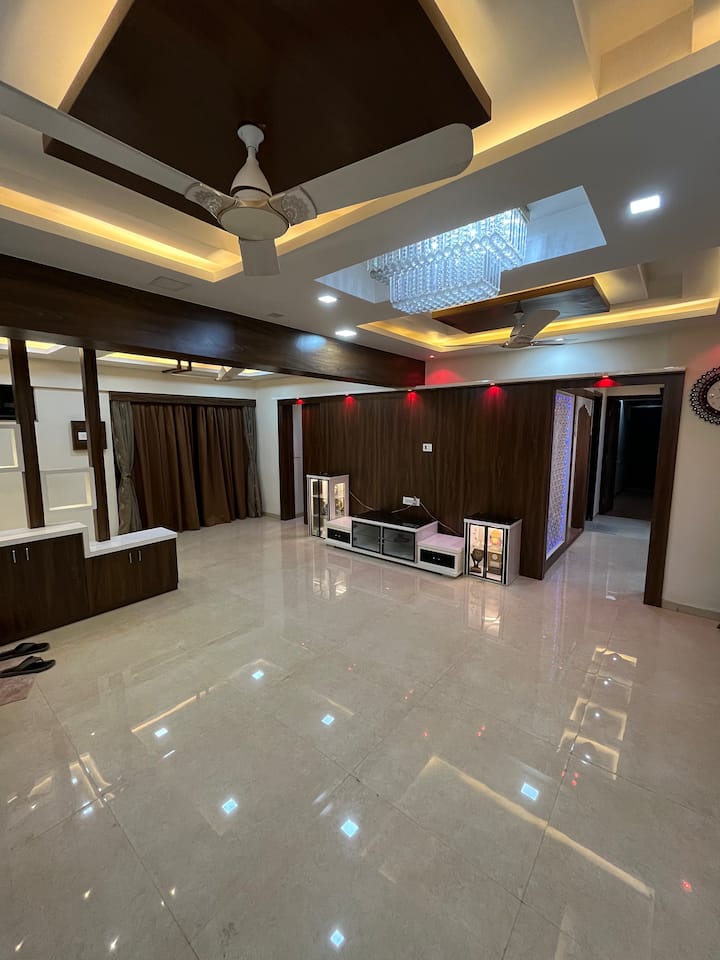 Srish Luxe Stay - Kalyan