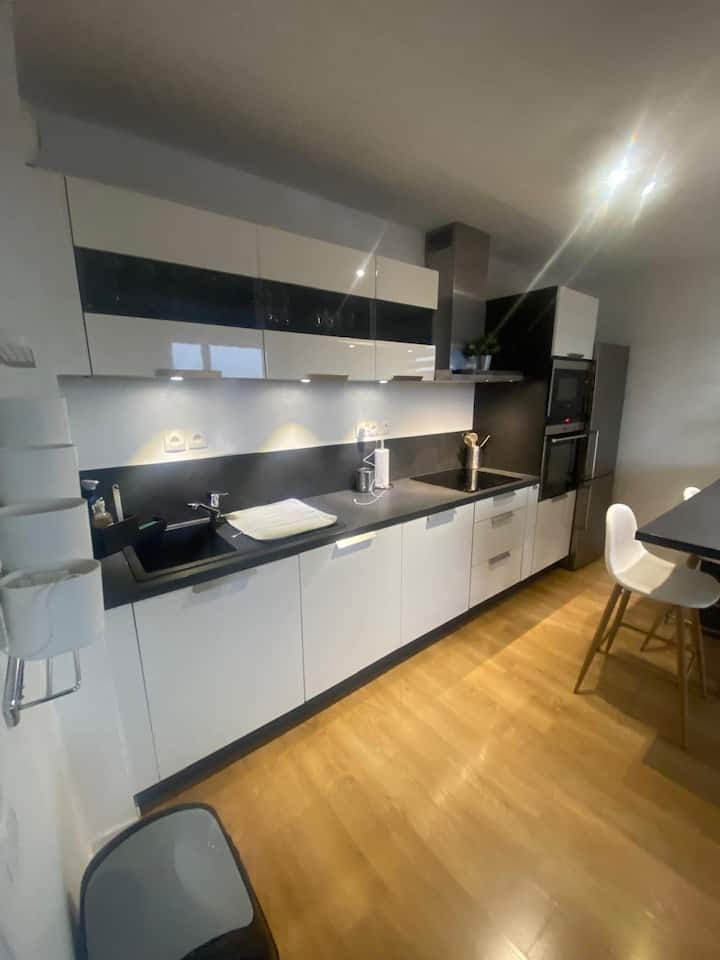 T3 Lumineux Avec Balcon – Proche Paris & Orly - Fresnes