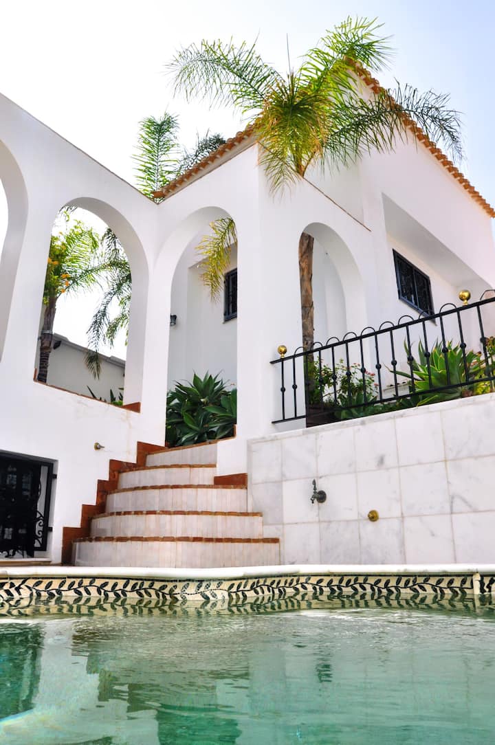 Luxury Villa With Maurish Touch And Pool - Costa Tropical