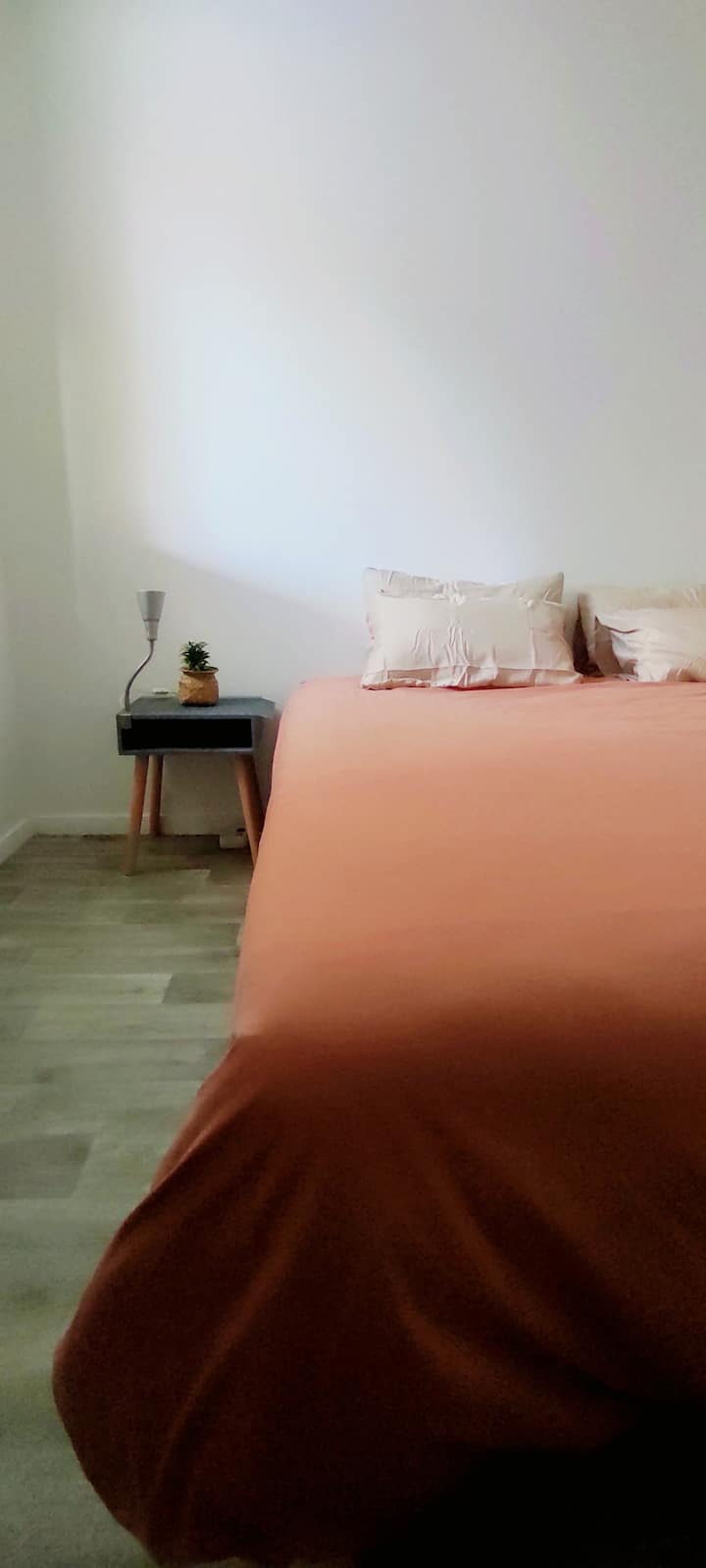 The Best Of Both Worlds : Disney & Paris - Marne-la-Vallée