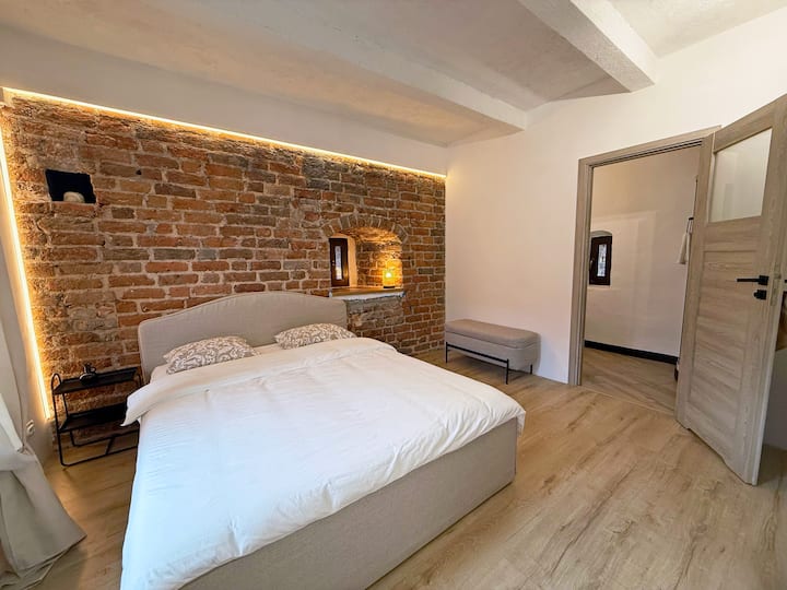 Stay In A 13th-century Tower In Torun Old Town - Toruń