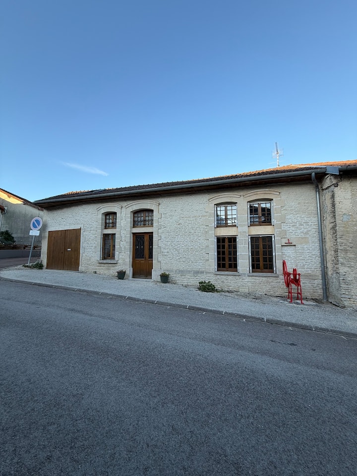 Le Refuge Des Amis - Aube