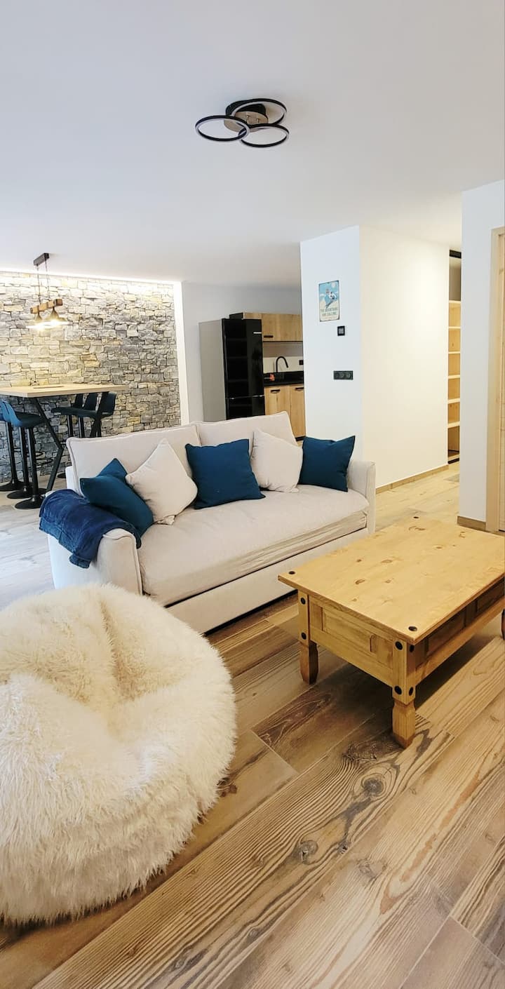 Spacieux Appartement T3, 6 Couchages + Terrasse - Les Gets