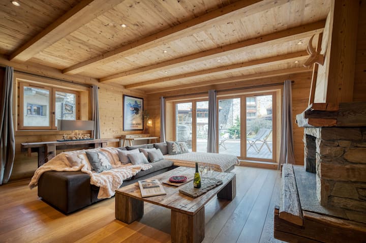 Catered 16 Person - Hot Tub - Fireplace - Bonneval-sur-Arc