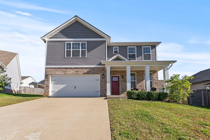 Thoroughbred Getaway - Georgetown, KY