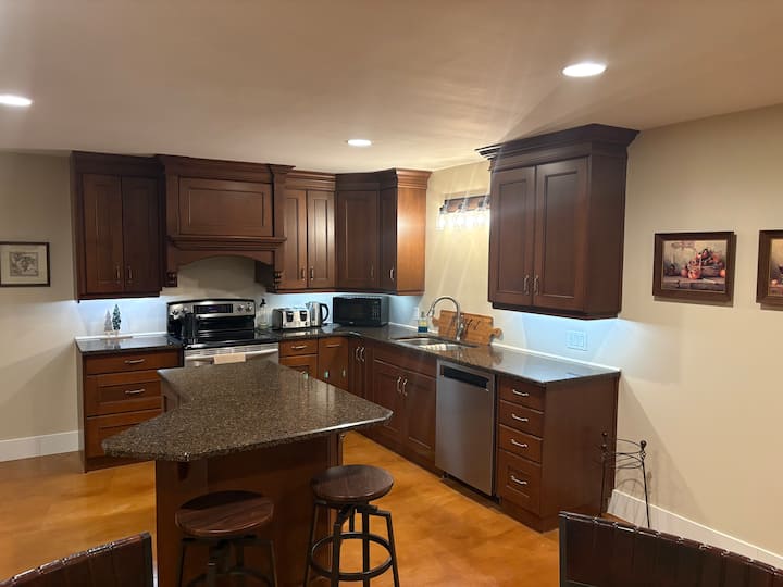 Southwest Suite - Windsor