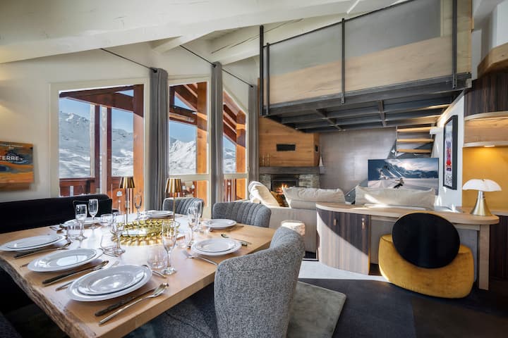 Penthouse Haut De Gamme • Vue, Cheminée, Parking - Orelle