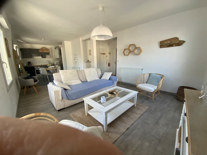 Superbe Appartement, Vue Imprenable Sur Le Port - Audierne