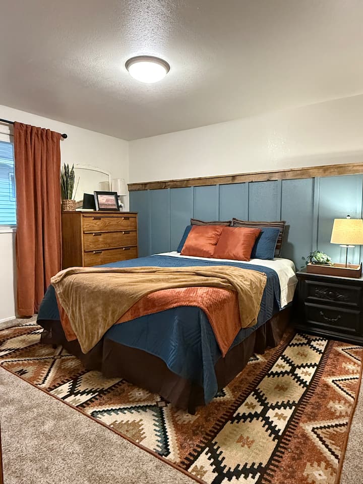 Cozy Highlander Retreat In The Lewiston Orchards - Lewiston, ID