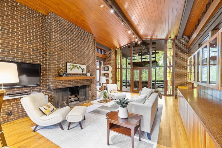 Gorgeous Mid-century Near Unc•premier Neighborhood - Chapel Hill, NC