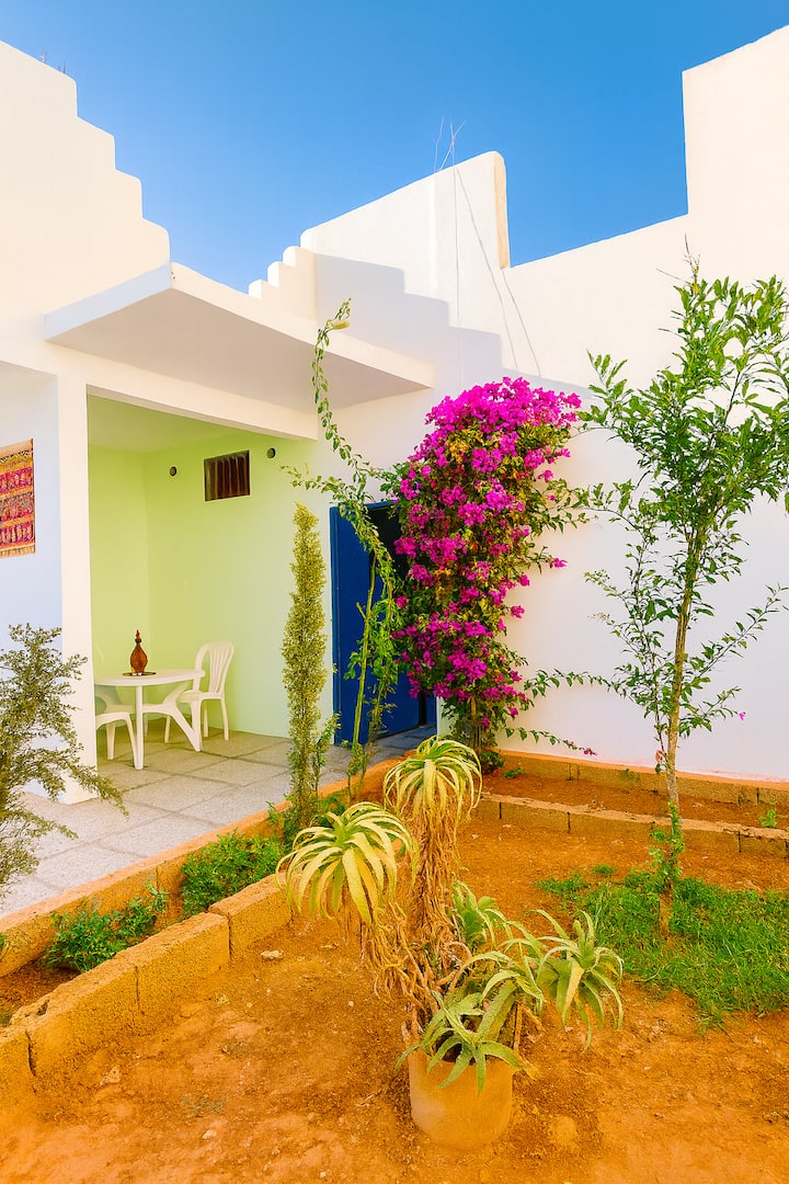 Charmante Maison Avec Jardin, à 10 Min De La Plage - Mirleft