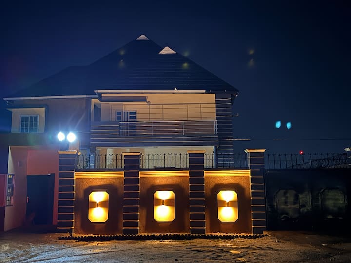 Villa Duplex Confort Luxe, Belle Vue Sur La Ville - Benin
