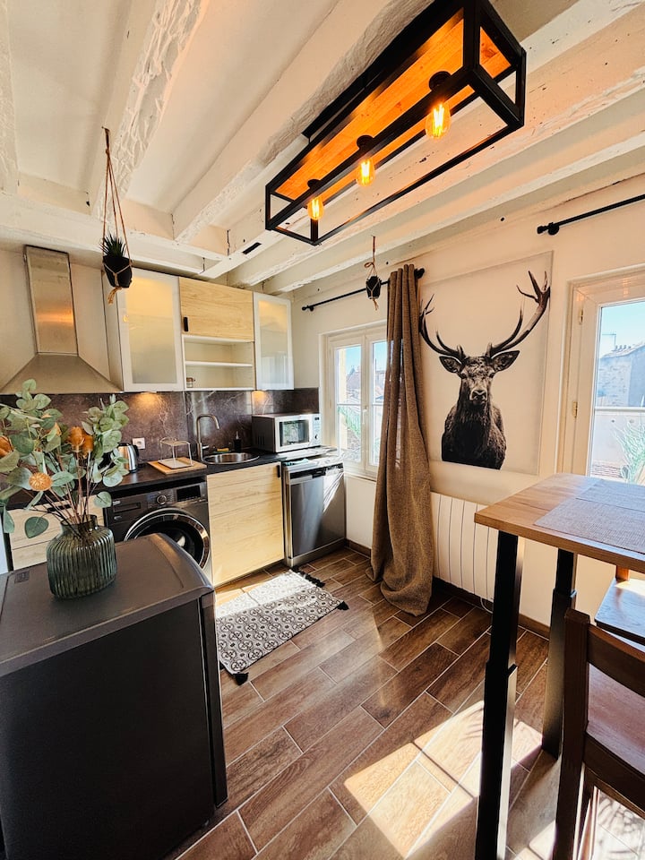 Le Cerf De Montebello - Fontainebleau