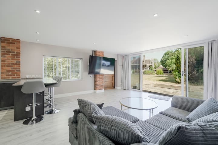 Cosy 2-bed Chalet In Gerrard's Cross - Beaconsfield, UK