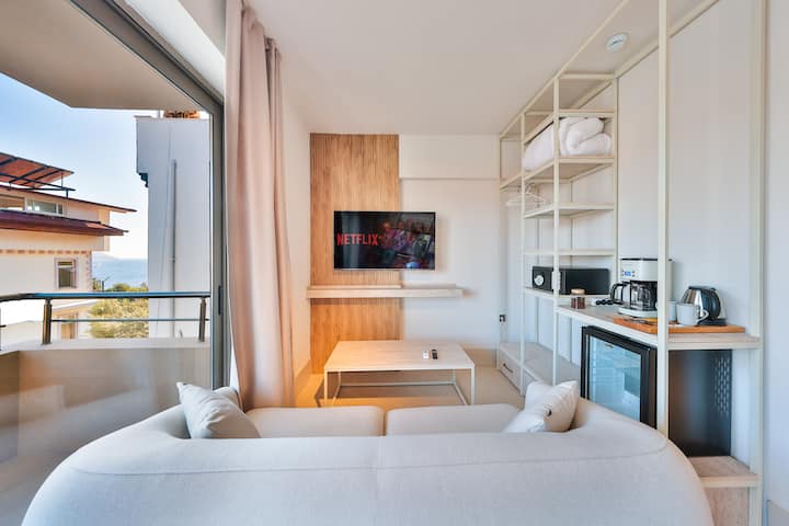 Kaş’ta Güzel Meydana Yakın Daire - Kaş