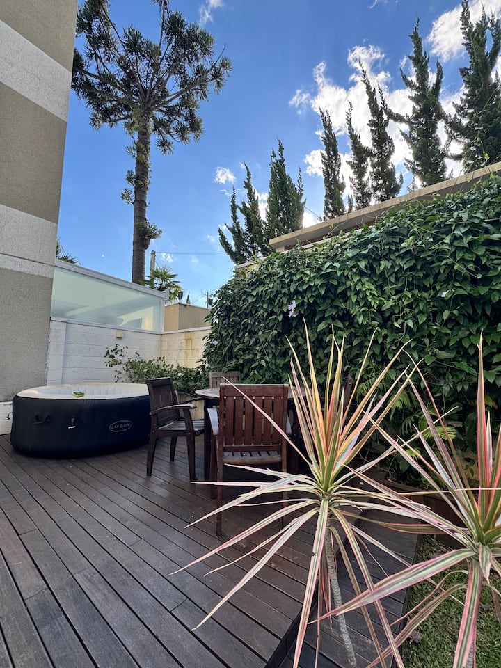 Luxury Modern Garden With Hot Tub And Gourmet Area - Curitiba
