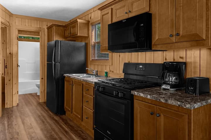 Premium Cottage At Sun Retreats Seashore - Cape May, NJ