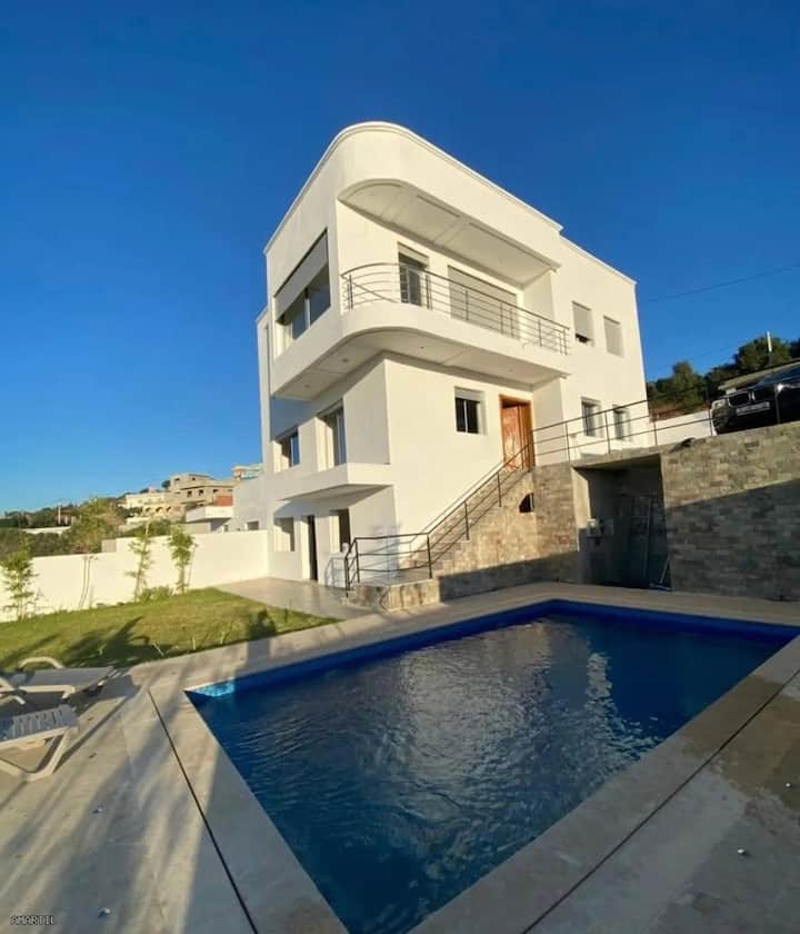 Villa à Louer à Tanger – Piscine & Parking - Ksar Sghir