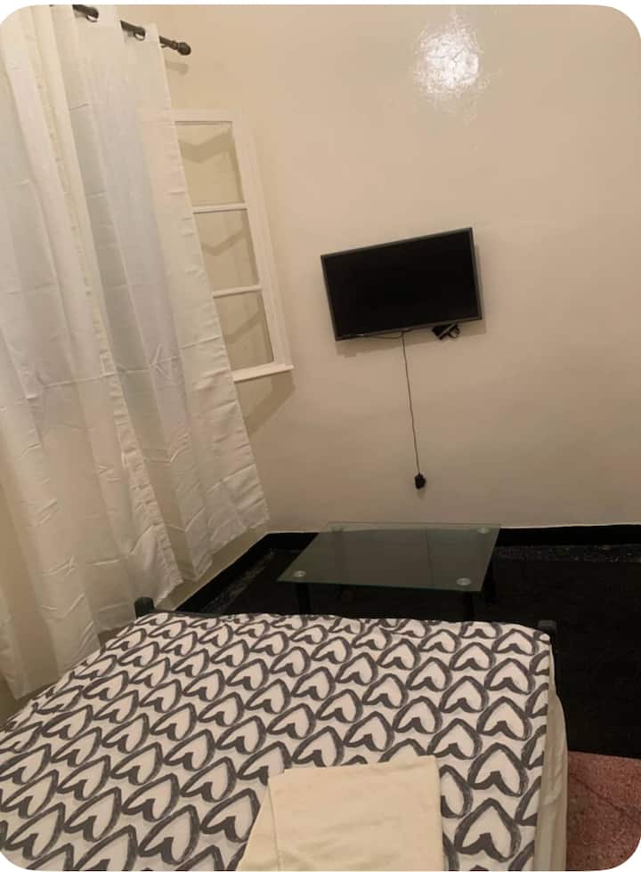 Chambre Meublée à Louer Confort Calme - Casablanca, Maroc