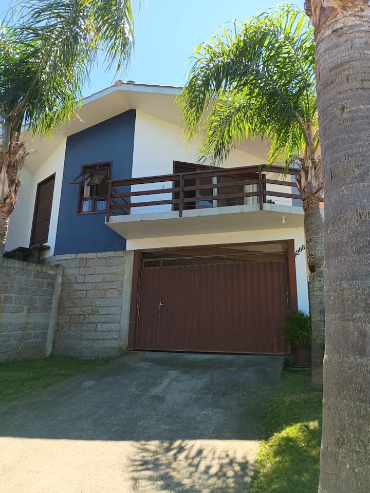 Casa Grande E Aconchegante No Centro! - Garopaba