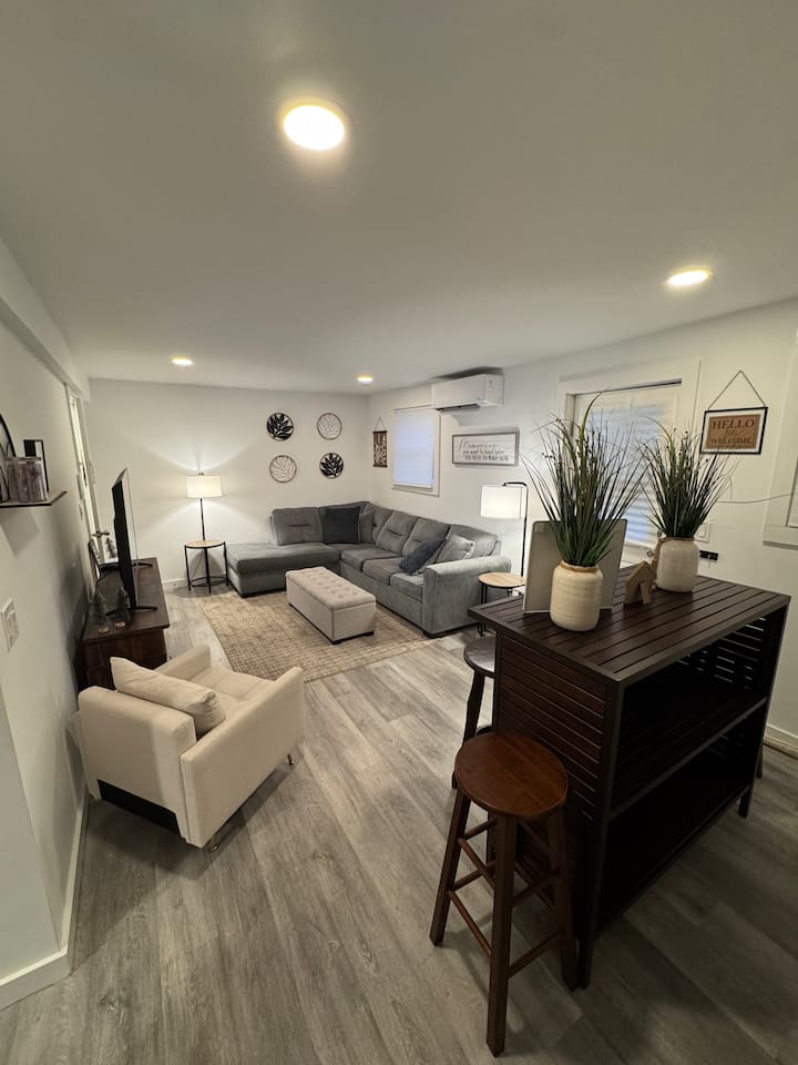 Private, Cozy, Clean, Apartment In Hyde Park Ny - Dutchess County, NY