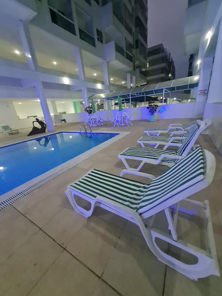 Apto Perto Da Praia Do Forte-piscina-vaga-carnaval - Cabo Frio