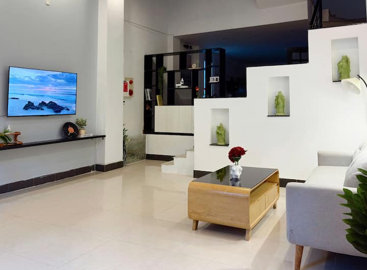 Sunny Modern 4br Villa | Walk To Man Thai Beach - Vietnam