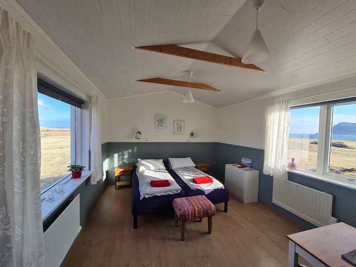 Brimilsvellir Small Cabin - Iceland