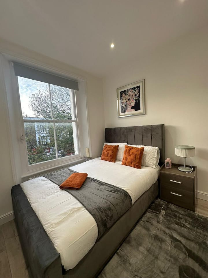 Comfy | 1 Br | Sleeps 6 | Apartment In Kingcross - London