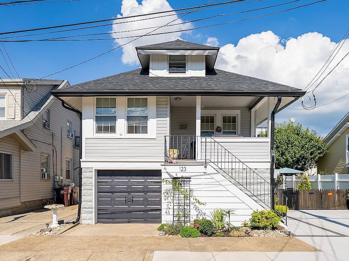 Jellyfish Fields - Private Second Floor Unit - Atlantic City, NJ