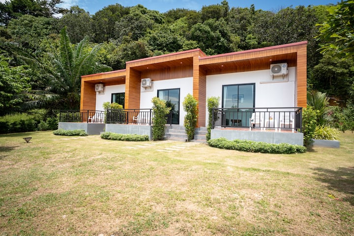 Hillside Bungalow With Terrace & Wifi - Koh Lanta