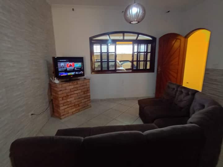 Haja Luz Casa Pousada 1 Em Itaquaquecetuba - Poá