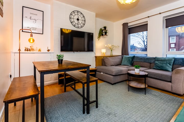 Muswell Hill 2 Bedroom House - Kingston Park