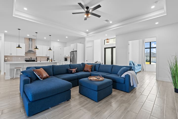 5 Min To Coral Oaks Golf Course - Pine Island, FL