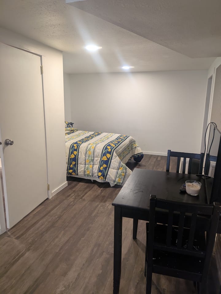Bachelor Type Suite - Prince Albert