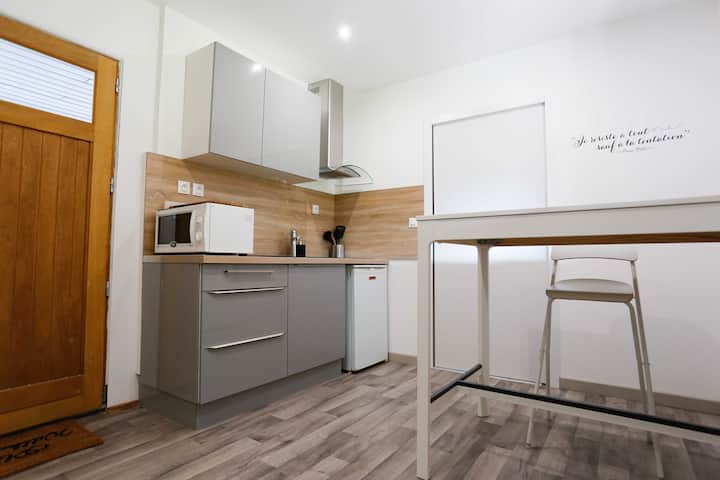 Studio Dans Environnement Verdoyant&calme - Chartres-de-Bretagne