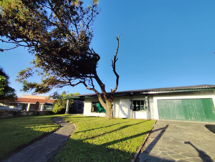 Casa Espaçosa Com Pátio Próxima A Barra De Imbé - Tramandaí