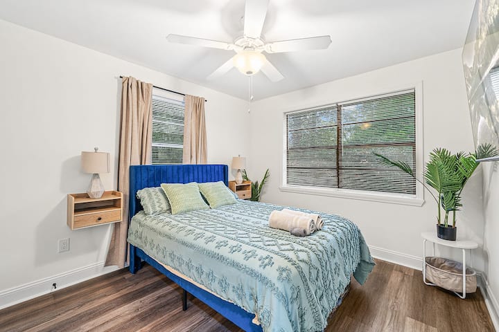 Perfect Athens Getaway | 2 K Beds | Near Uga & Dt! - Athens, GA