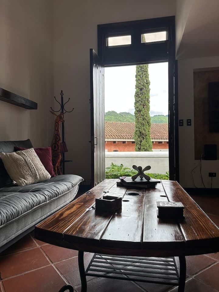 Antigua Guatemala, Un Lugar Para Soñar Y Vivir. - Guatemala