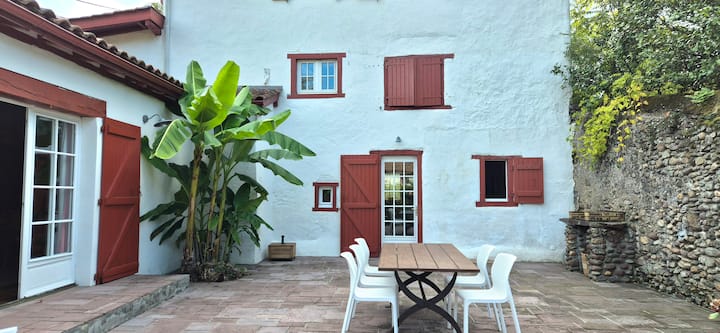 Grande Maison Conviviale Au Cœur Du Pays Basque - Saint-Étienne-de-Baïgorry