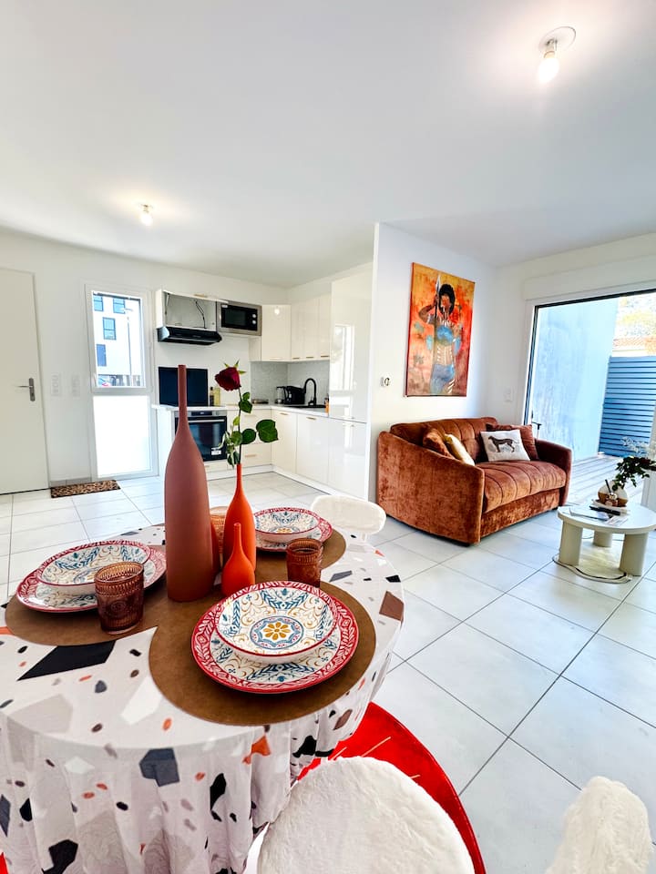 Maisonnette • Parking + Tram • Proche Bordeaux - Talence