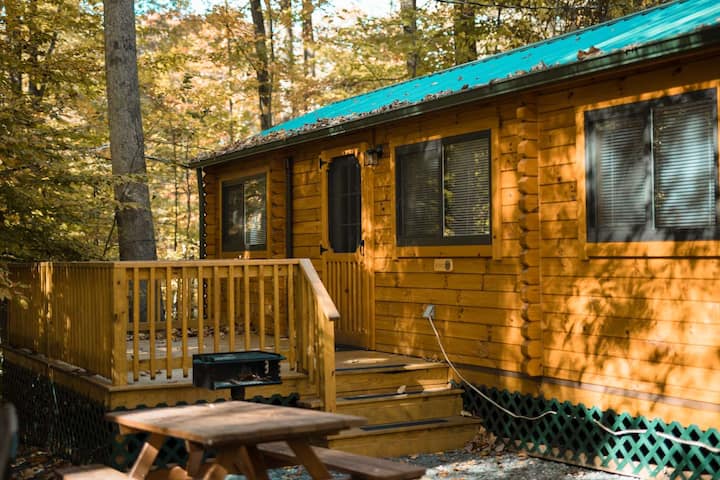 2 Bedroom Log Cabin - Morgantown, PA
