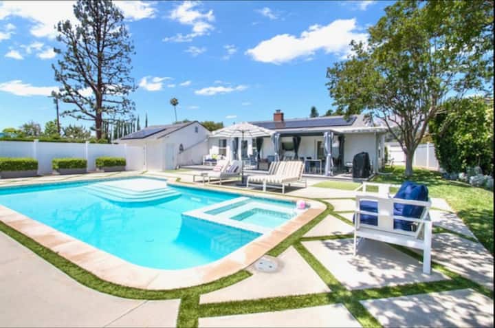 Modern Monrovia Escape: Pool, Hot Tub, King Suite - Monrovia