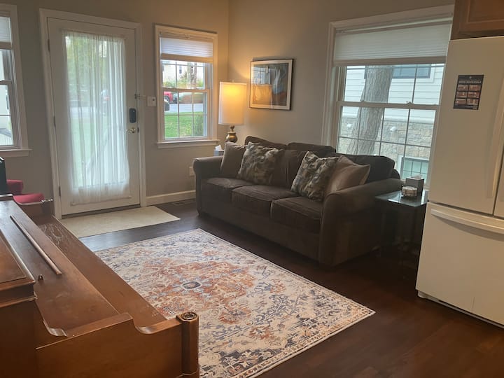 Guest Apartment On Single-family Home. - Arlington, VA