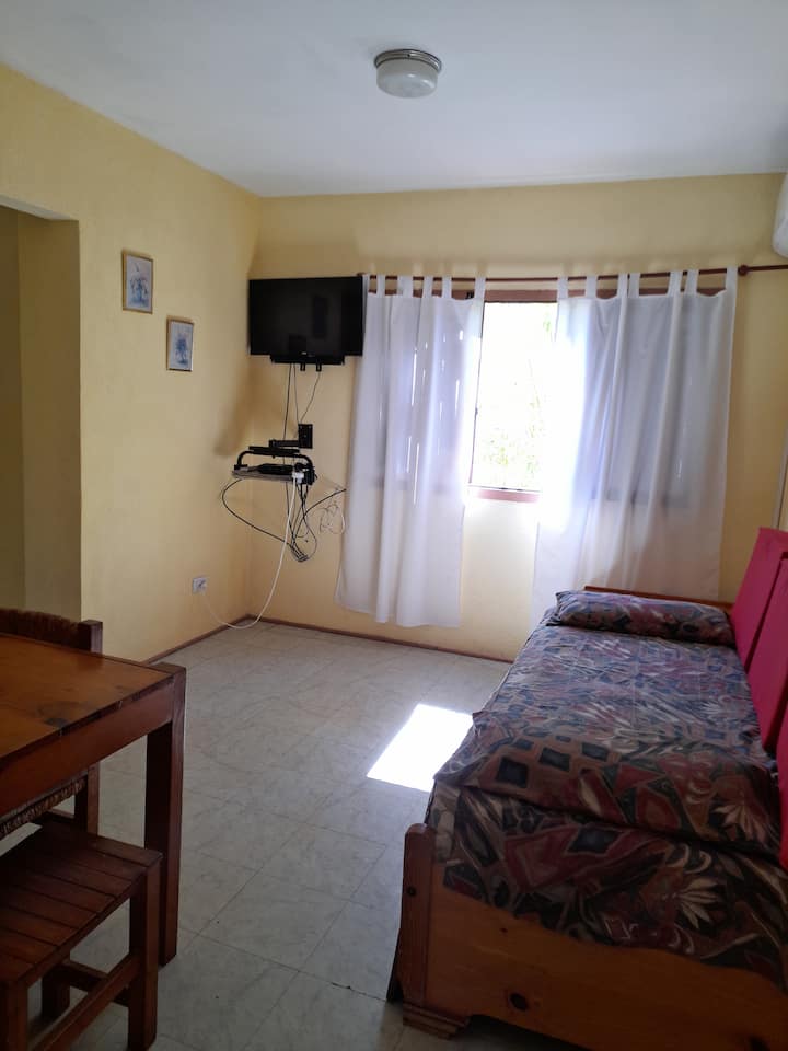 Dpto. Para 4 Personas, A Dos Cuadras Del Mar - Villa Gesell