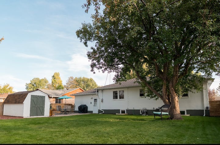 The Cowboy Chalet • Near Uw & Downtown - Laramie, WY