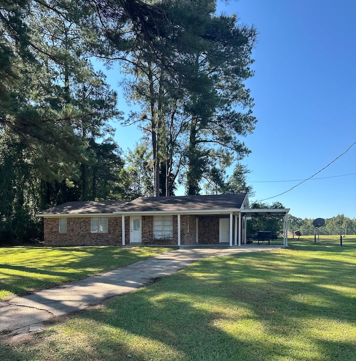 Home Away From Home 3 - Lake Jeff Davis, Prentiss