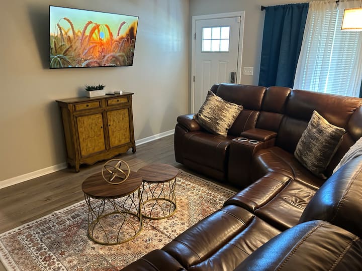 Humble Home In The City - Huntsville, AL