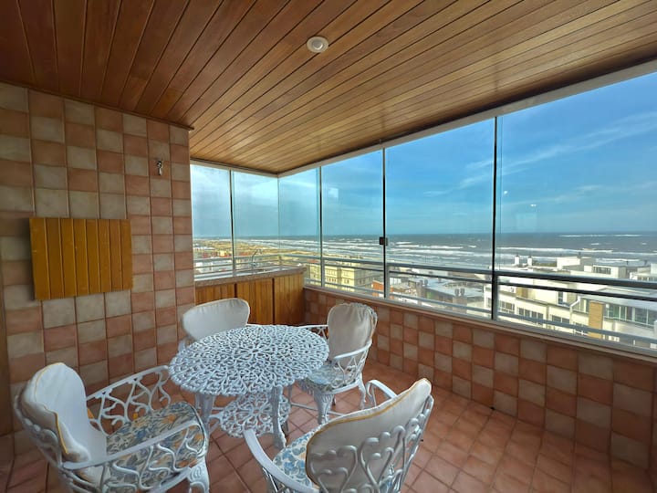 Lindo Apto. De Frente Para O Mar. - Torres, Brasil