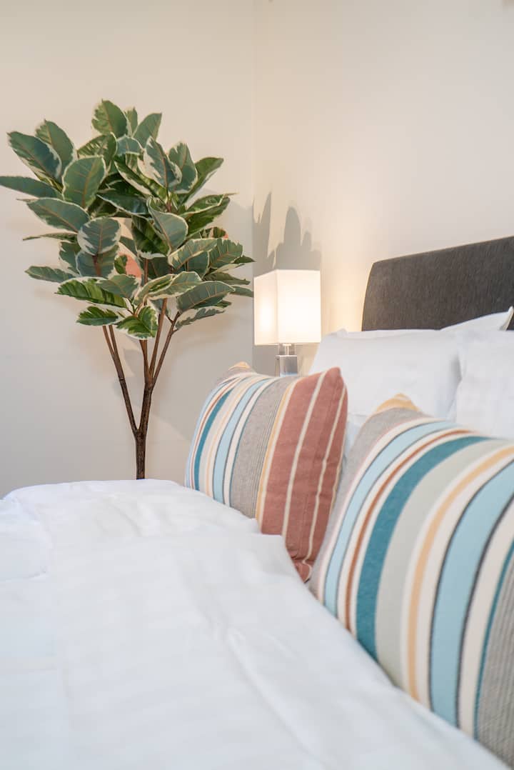 Linné Studio | Green Comfort Steps Away From Haga - Göteborg